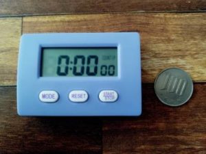 【ダイソー】無音も可能な時計付キッチンタイマーを購入したので紹介